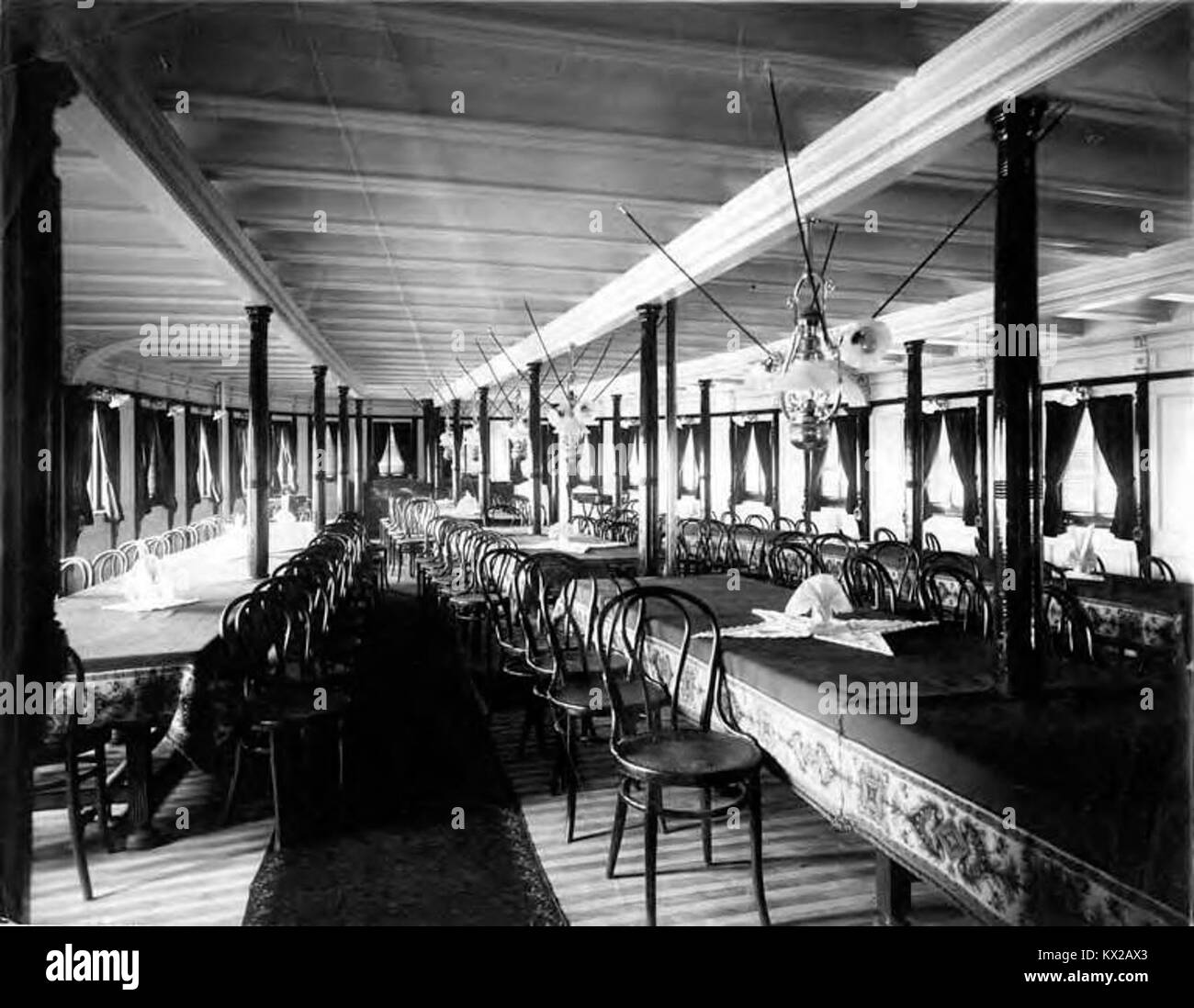Ships dining Black and White Stock Photos & Images - Alamy