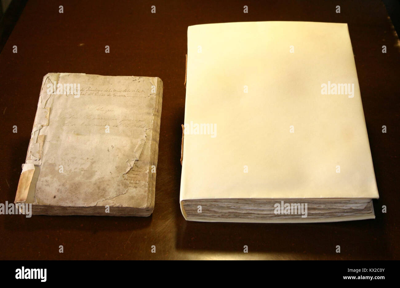 Historical legal agreements hi-res stock photography and images - Alamy