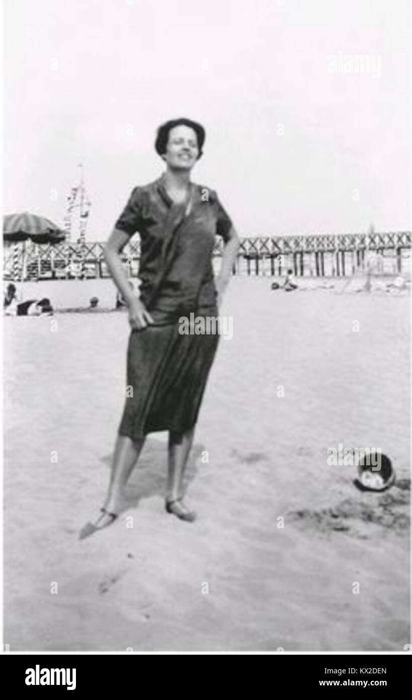 Dorothy gordon hi-res stock photography and images - Alamy