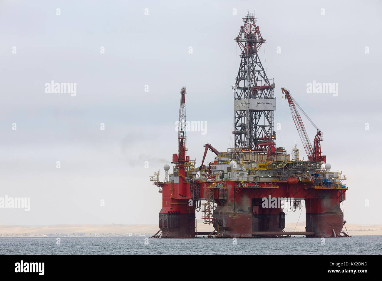 Oil drilling africa hi-res stock photography and images - Alamy