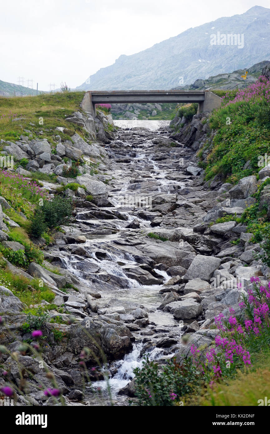 Bridge in swiss alps hi-res stock photography and images - Alamy