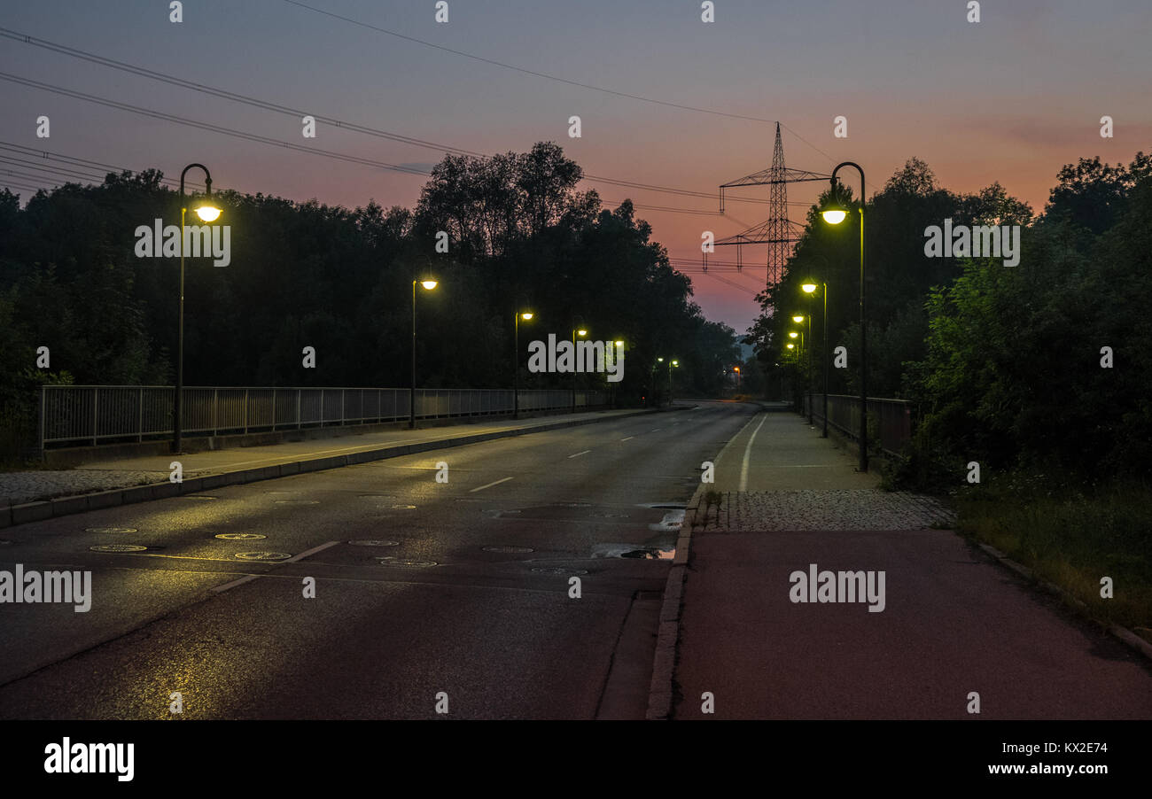 Walkway over road hi-res stock photography and images - Alamy