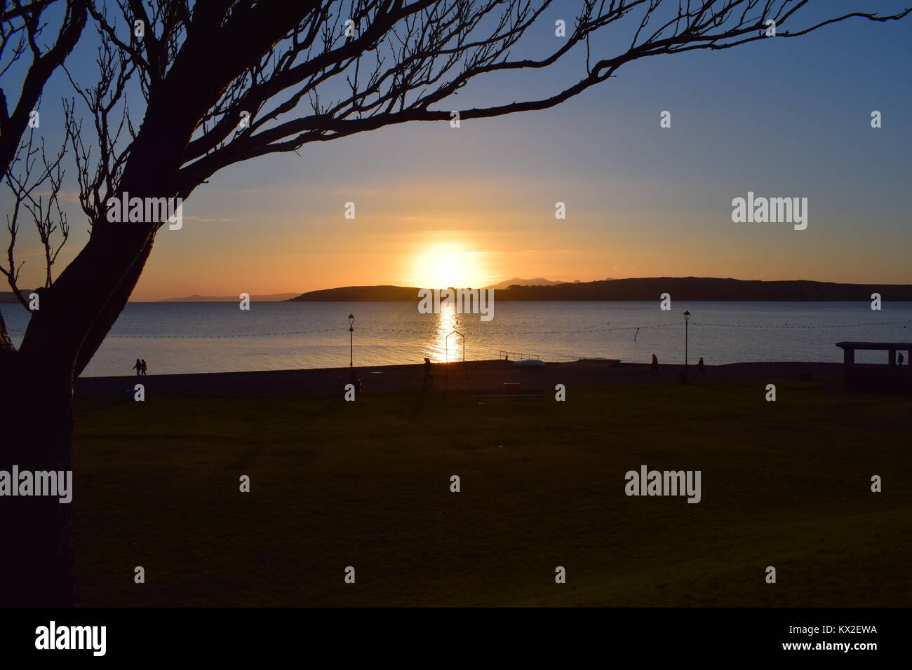 Largs beach hi-res stock photography and images - Alamy