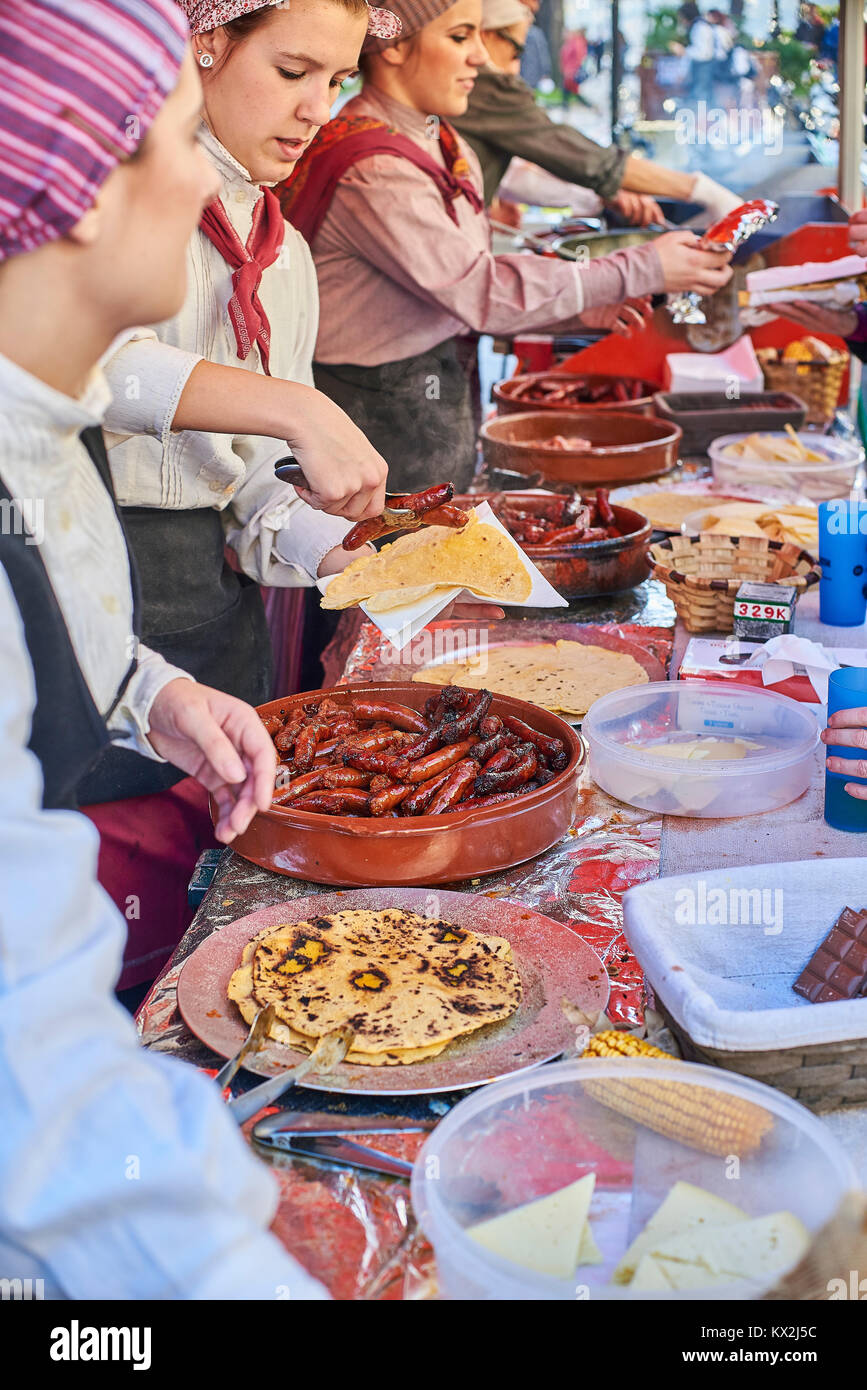 Talo basque hi-res stock photography and images - Alamy