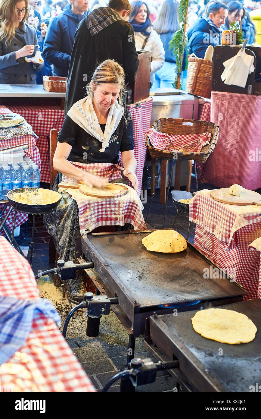 Baserritarra culture hi-res stock photography and images - Alamy