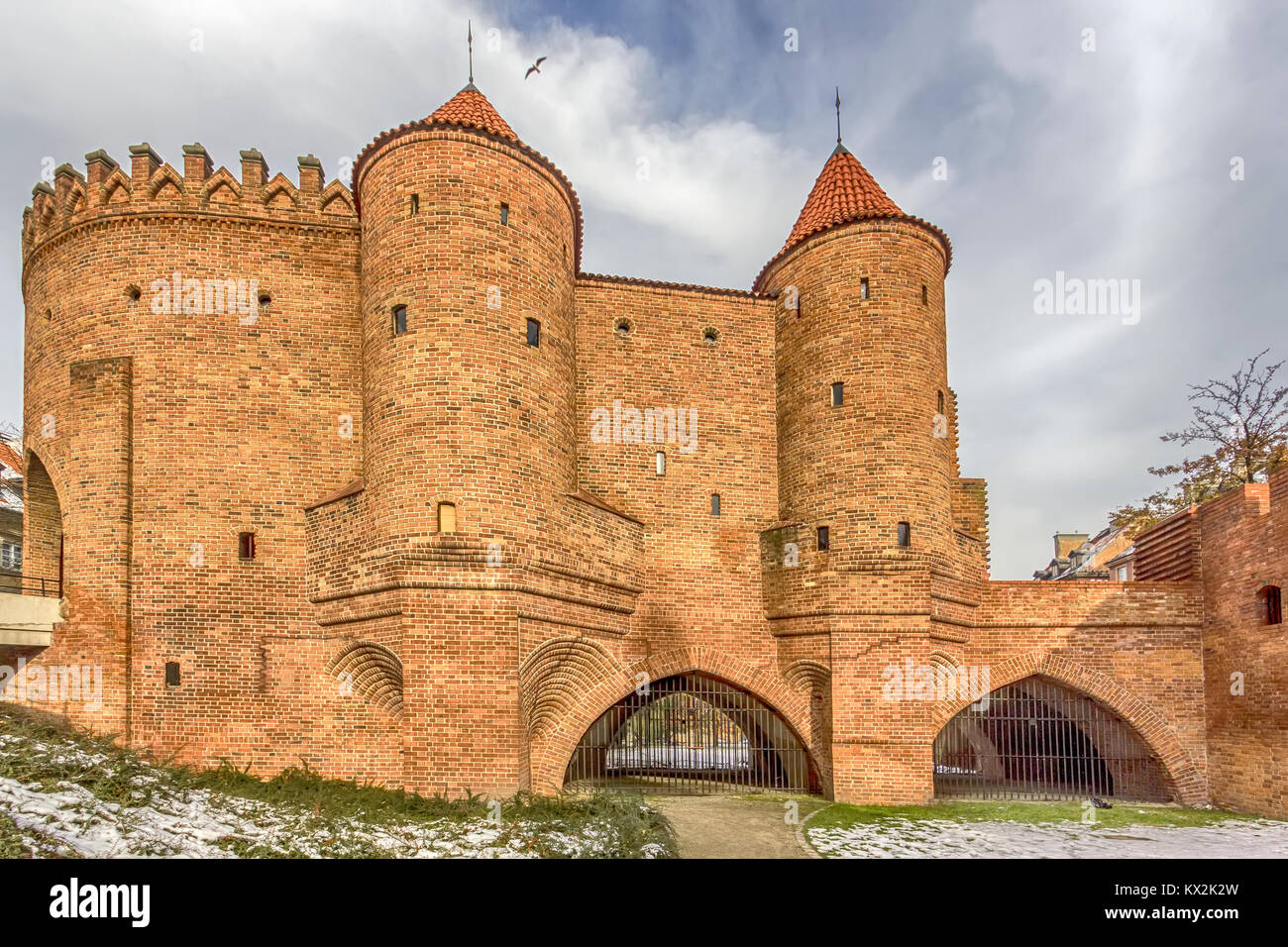 Castle barbican hi-res stock photography and images - Alamy