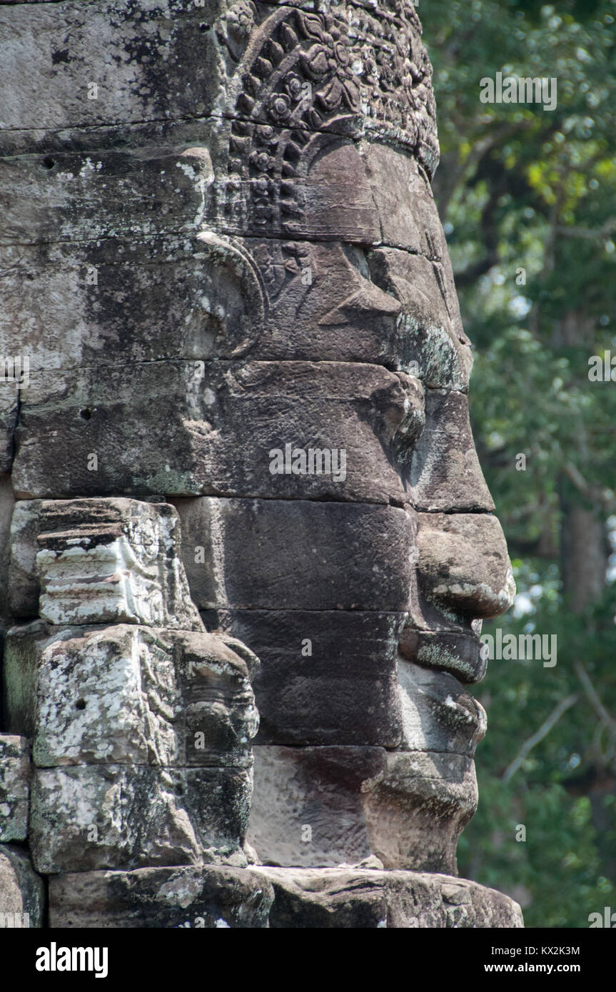 Bayon Temple Statue Heads Stock Photo - Alamy