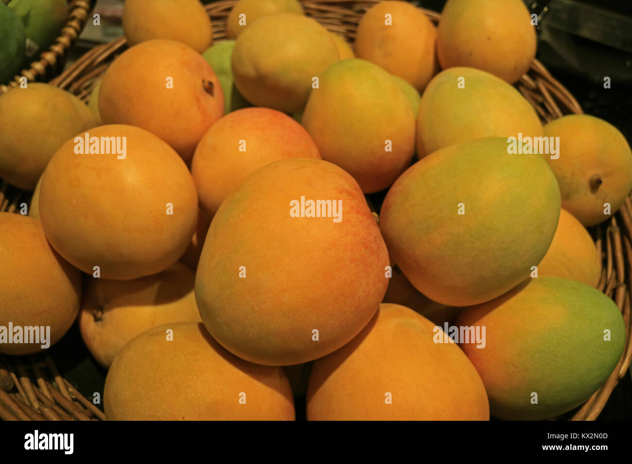 Hawaiian mango hi-res stock photography and images - Alamy