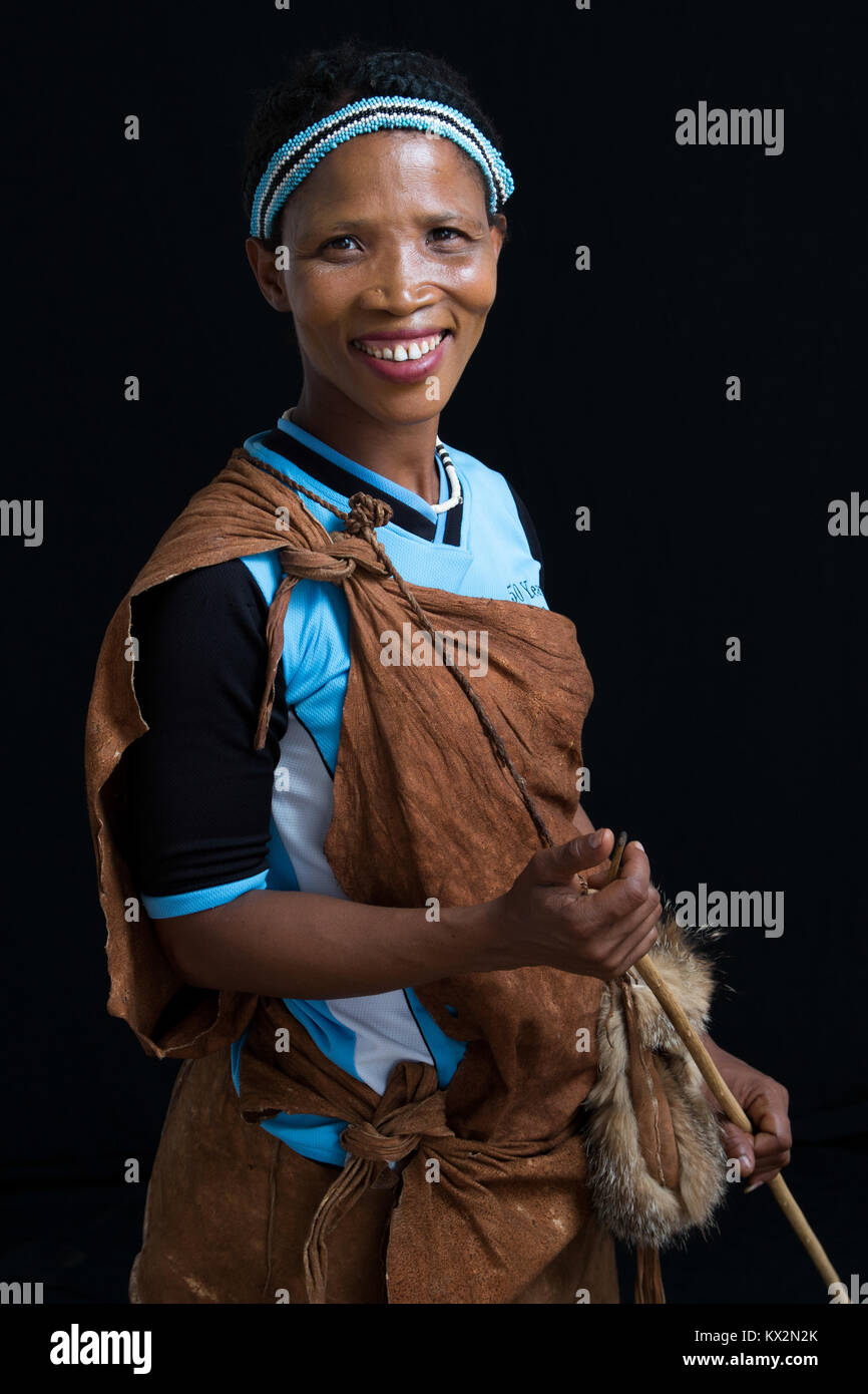 San tribe person in Botswana Stock Photo - Alamy