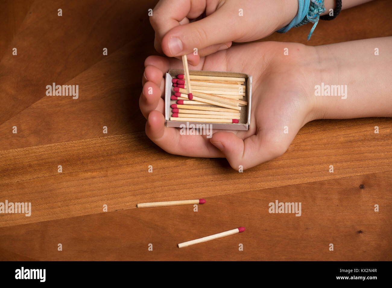 Playing with matches hi-res stock photography and images - Alamy