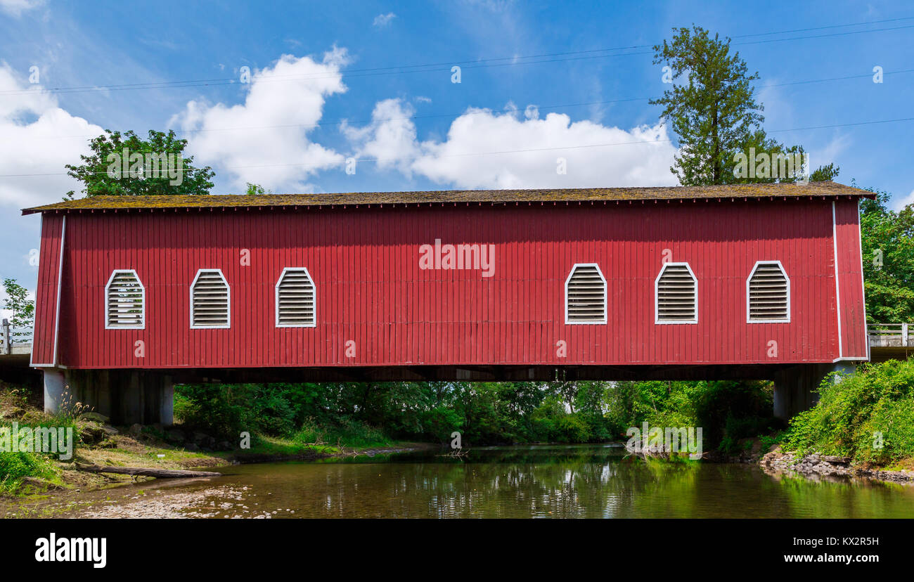 Shimanek covered bridge hi-res stock photography and images - Alamy