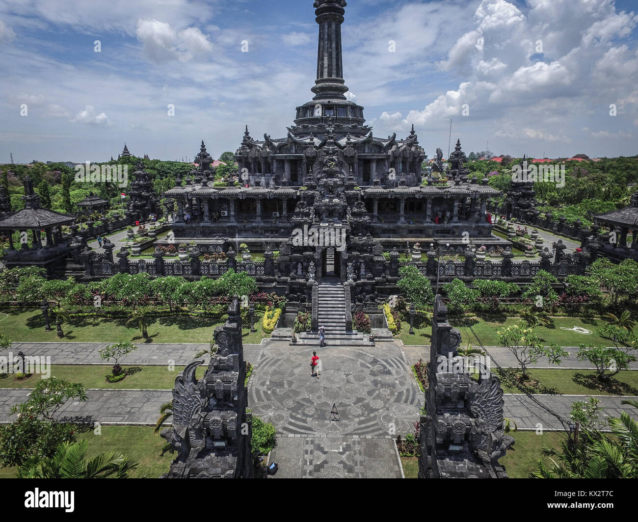 Denpasar street hi-res stock photography and images - Alamy