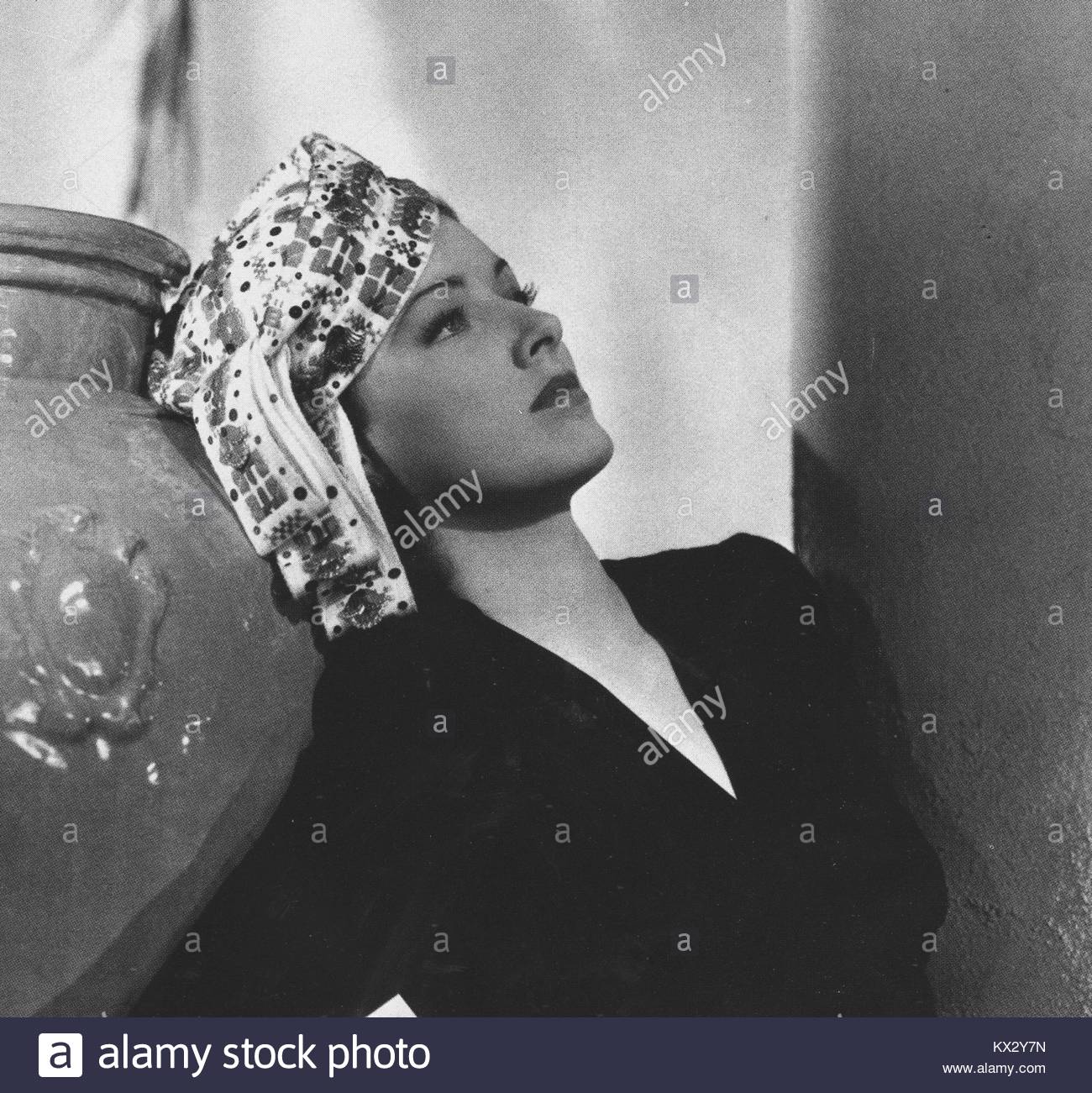 Eleanor Parker Stock Photos & Eleanor Parker Stock Images - Alamy