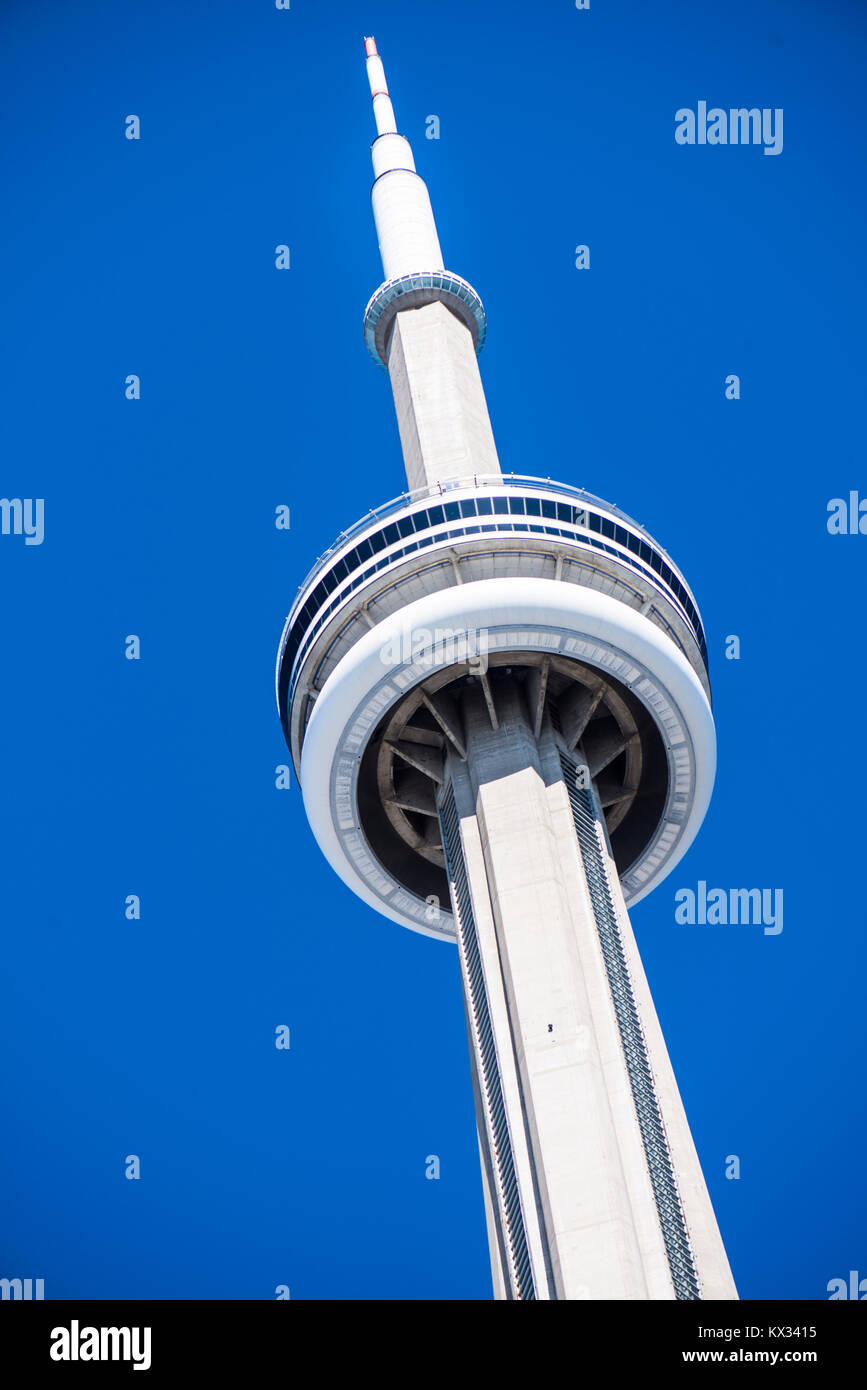 360 restaurant cn tower hi-res stock photography and images - Alamy