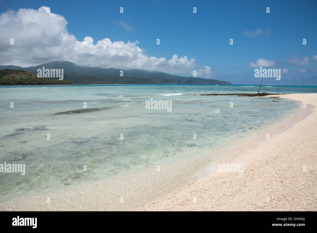 Island in vanuatu stunning scenery hi-res stock photography and images ...