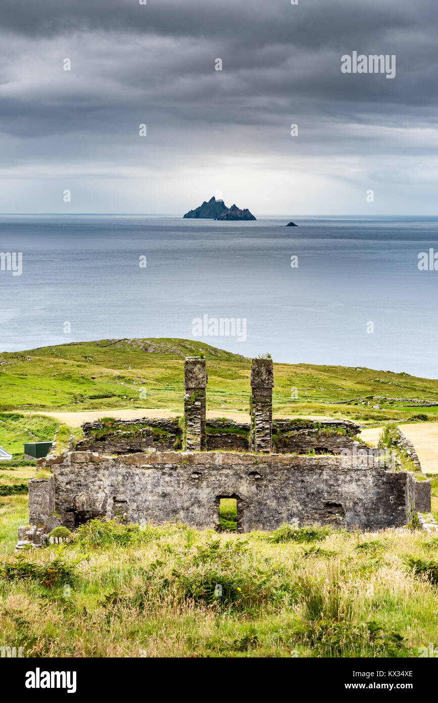 Skellig hi-res stock photography and images - Alamy