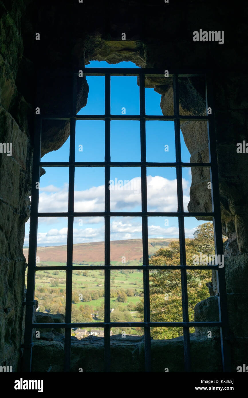 Arch of the window at Peveril Castleton Stock Photo - Alamy