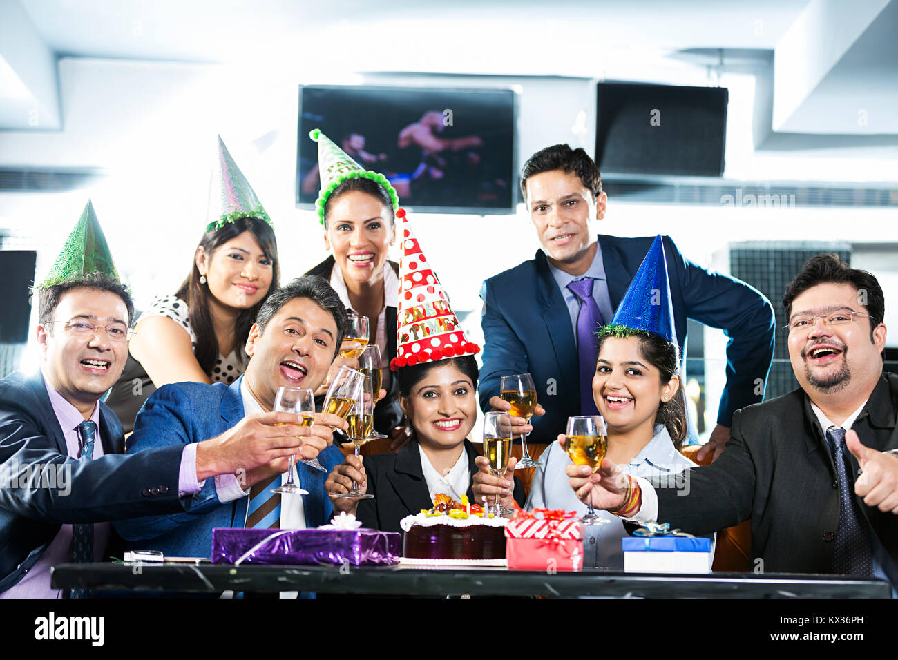 Group Businessmen And Businesswomen Their colleague Birthday Alcohol ...