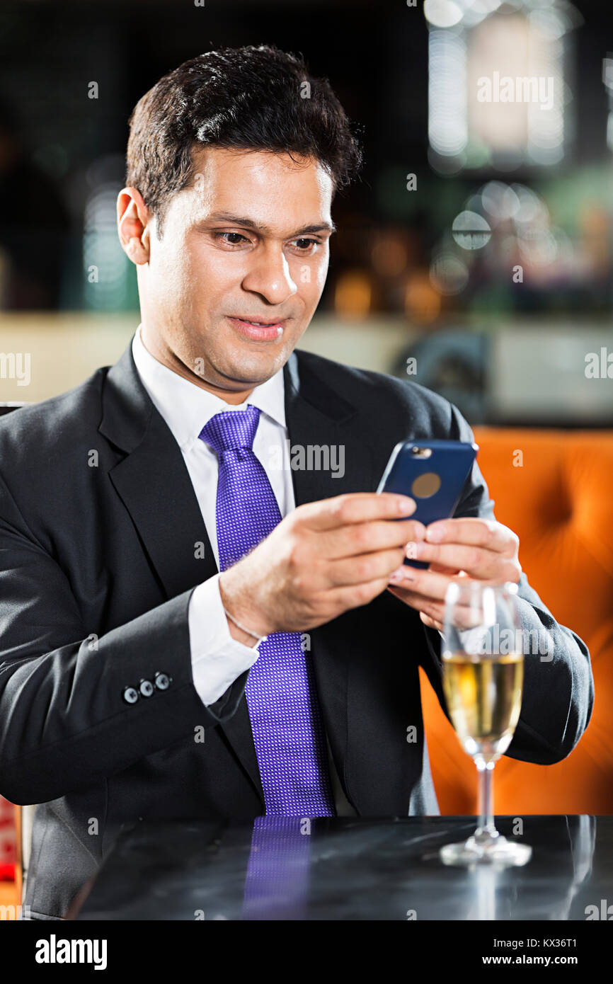 Mobile restaurant business hi-res stock photography and images - Alamy