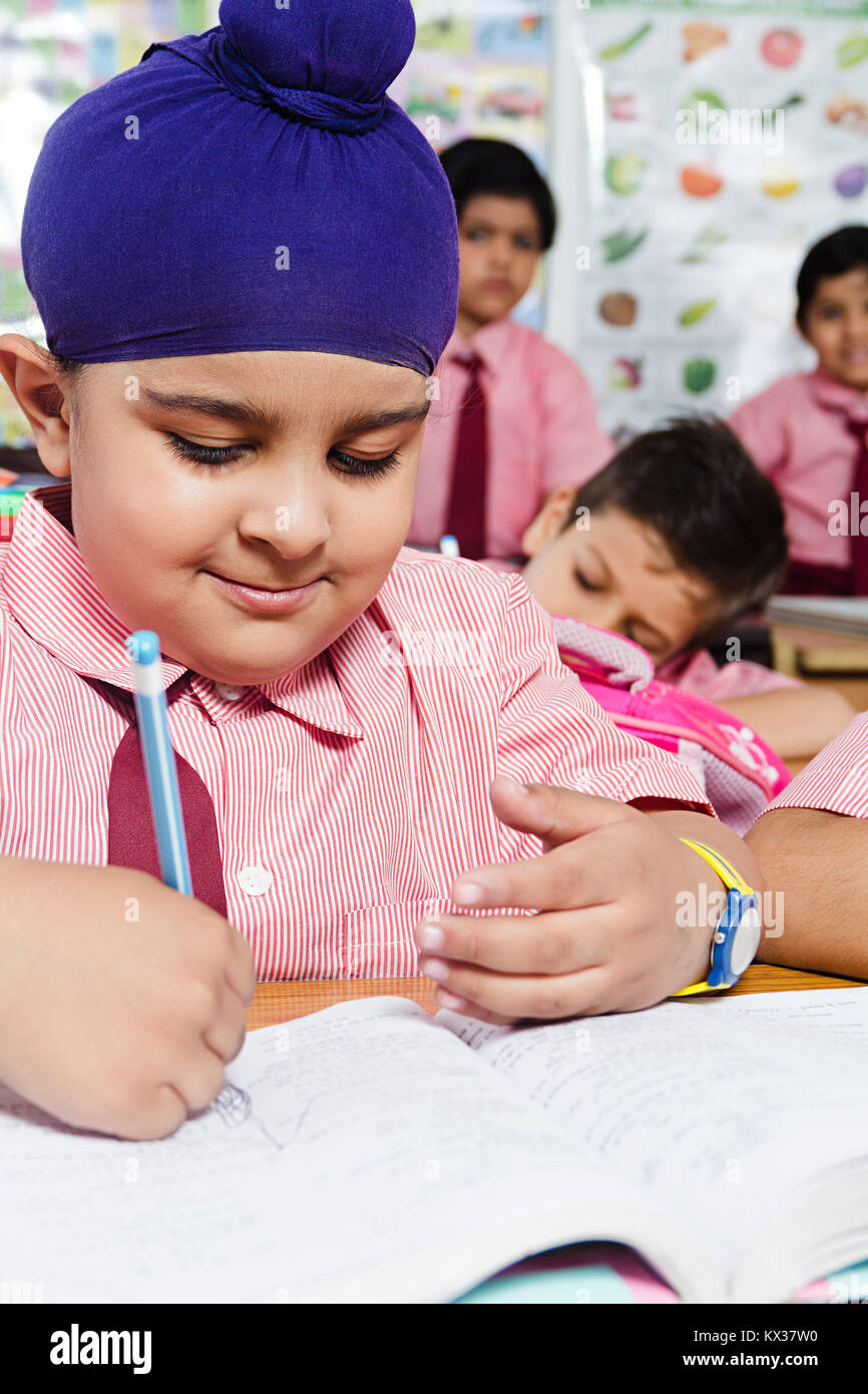 Punjabi boy hi-res stock photography and images - Alamy