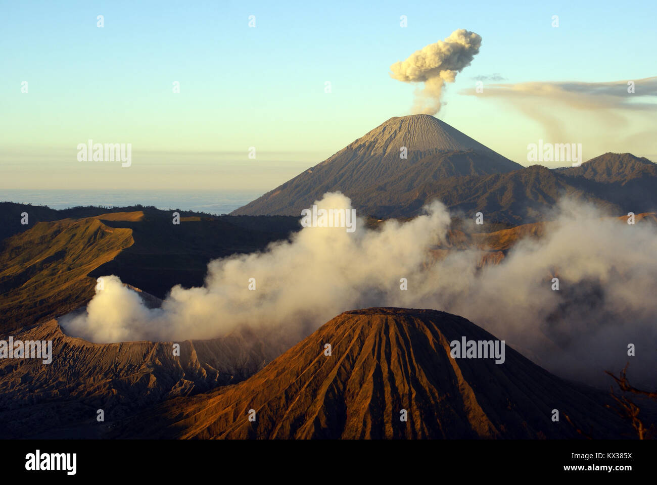 Sumeru mountain hi-res stock photography and images - Alamy