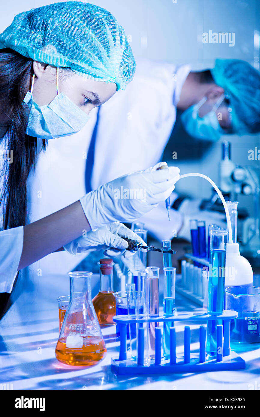 Indian scientist hi-res stock photography and images - Alamy