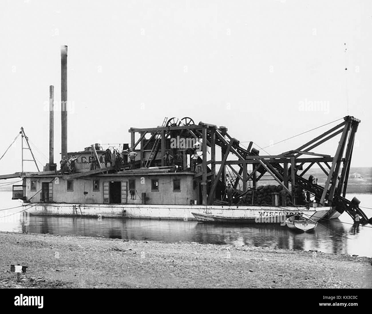 This image shows dredging operations on the Snake River with the vessel ...