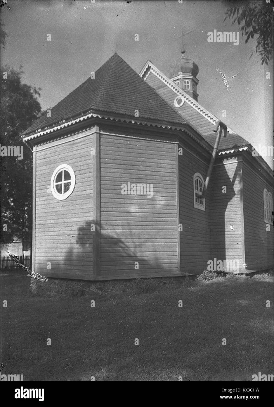 This photograph of Druja, Staroje Miesta, depicts rural architecture ...