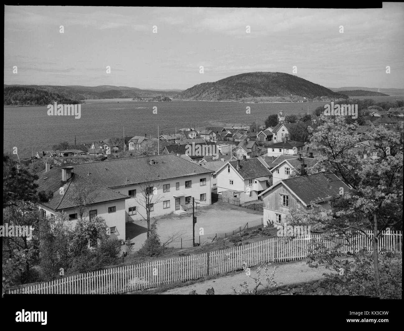 This photograph depicts the Drbak Hospital in Norway, showing a ...