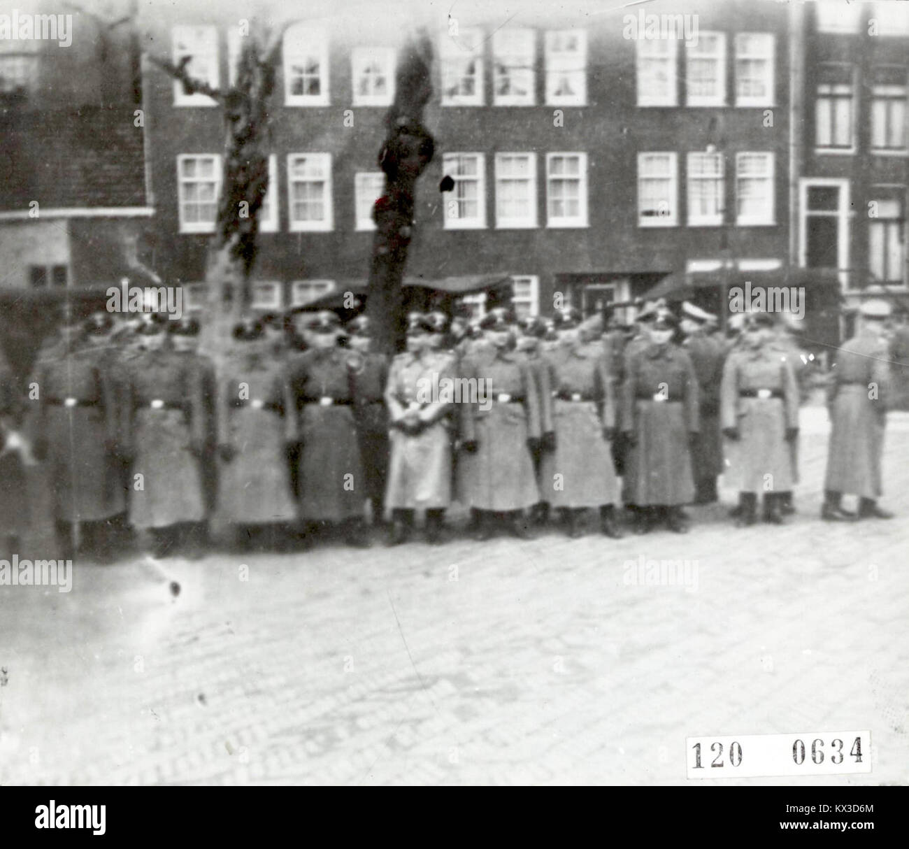 Duitse razzia Jonas Daniël Meijerplein te Amsterdam Stock Photo - Alamy
