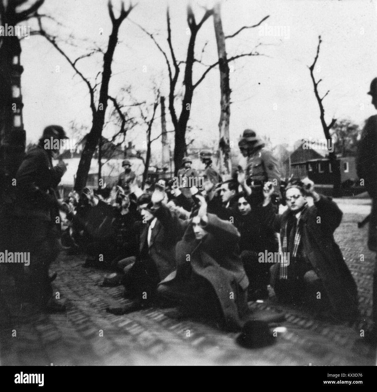 This image represents a German raid on Jonas Daniël Meijerplein in ...