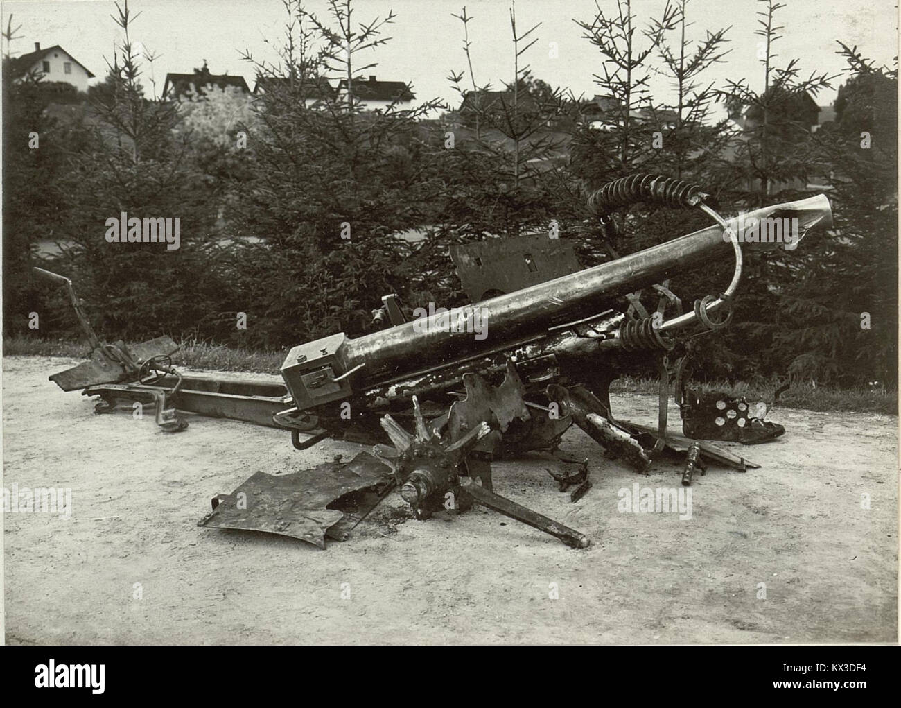 Damaged destruction weaponry military hi-res stock photography and ...