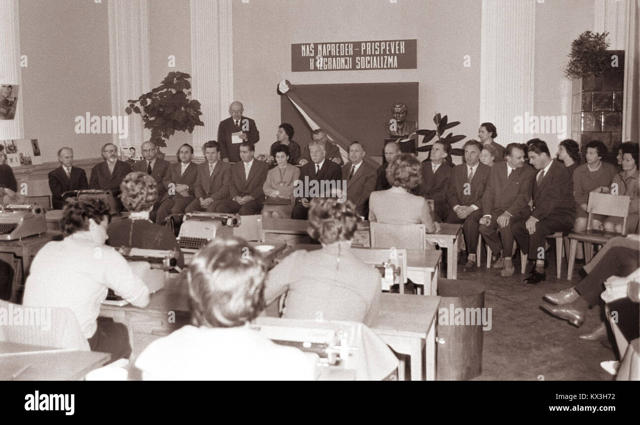 This image shows the 1961 Republic-type typing competition at the ...