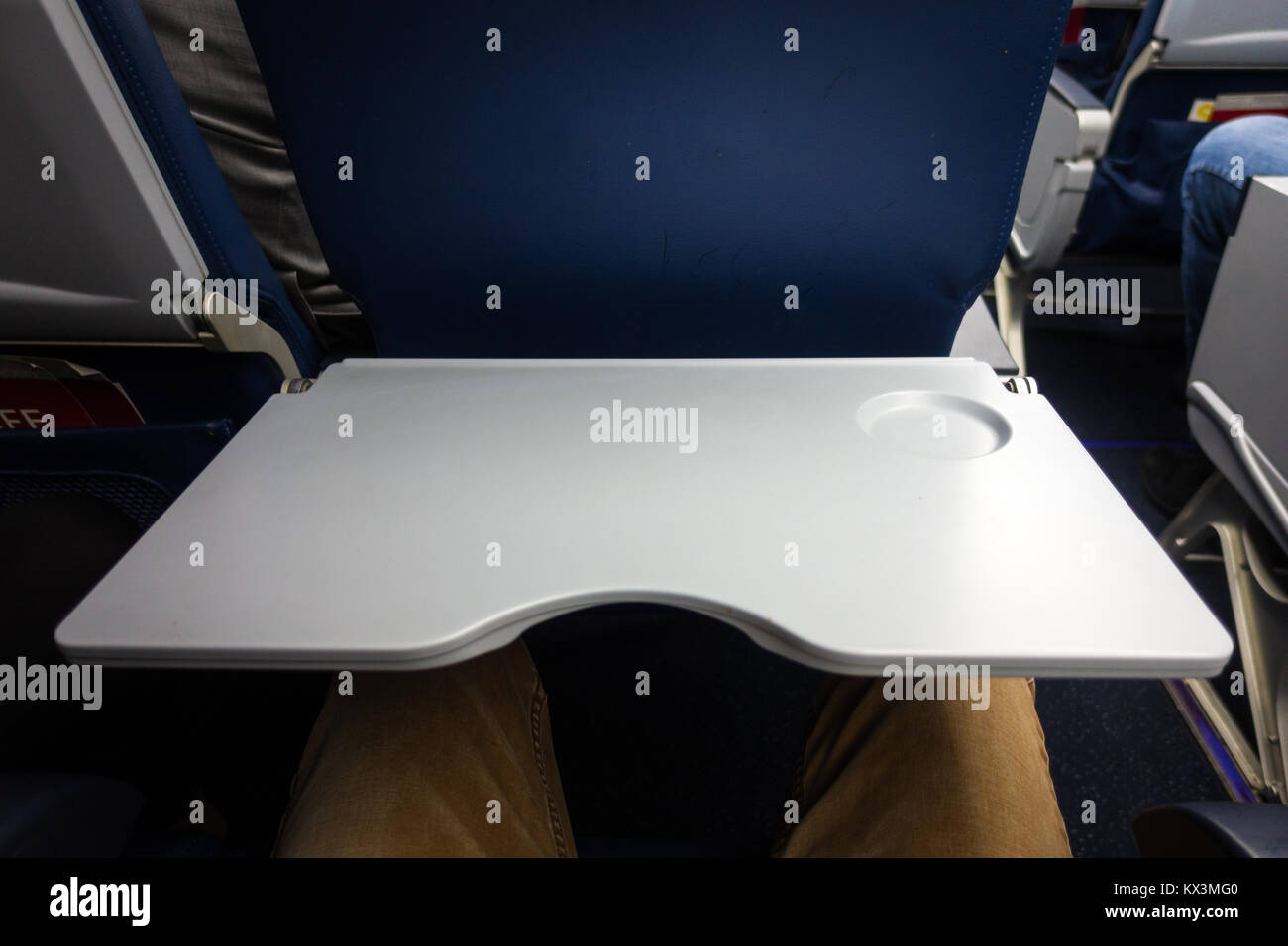 Airplane Seat Tray Open Empty Food Waiting Stock Photo - Alamy