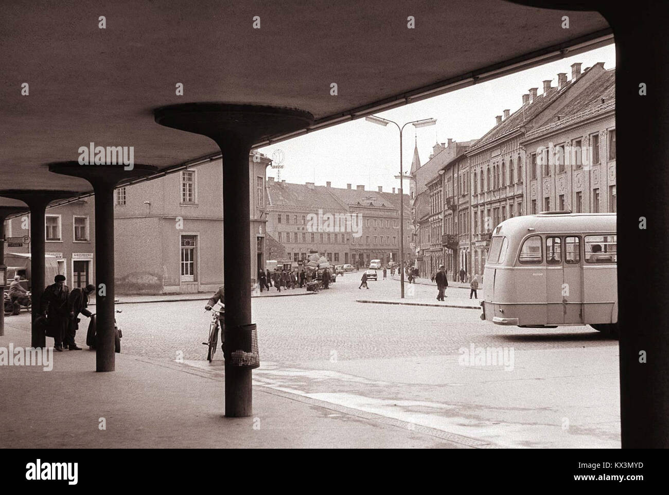 The Zelezniski Kolodvor, a railway station located on Partizanska Cesta ...