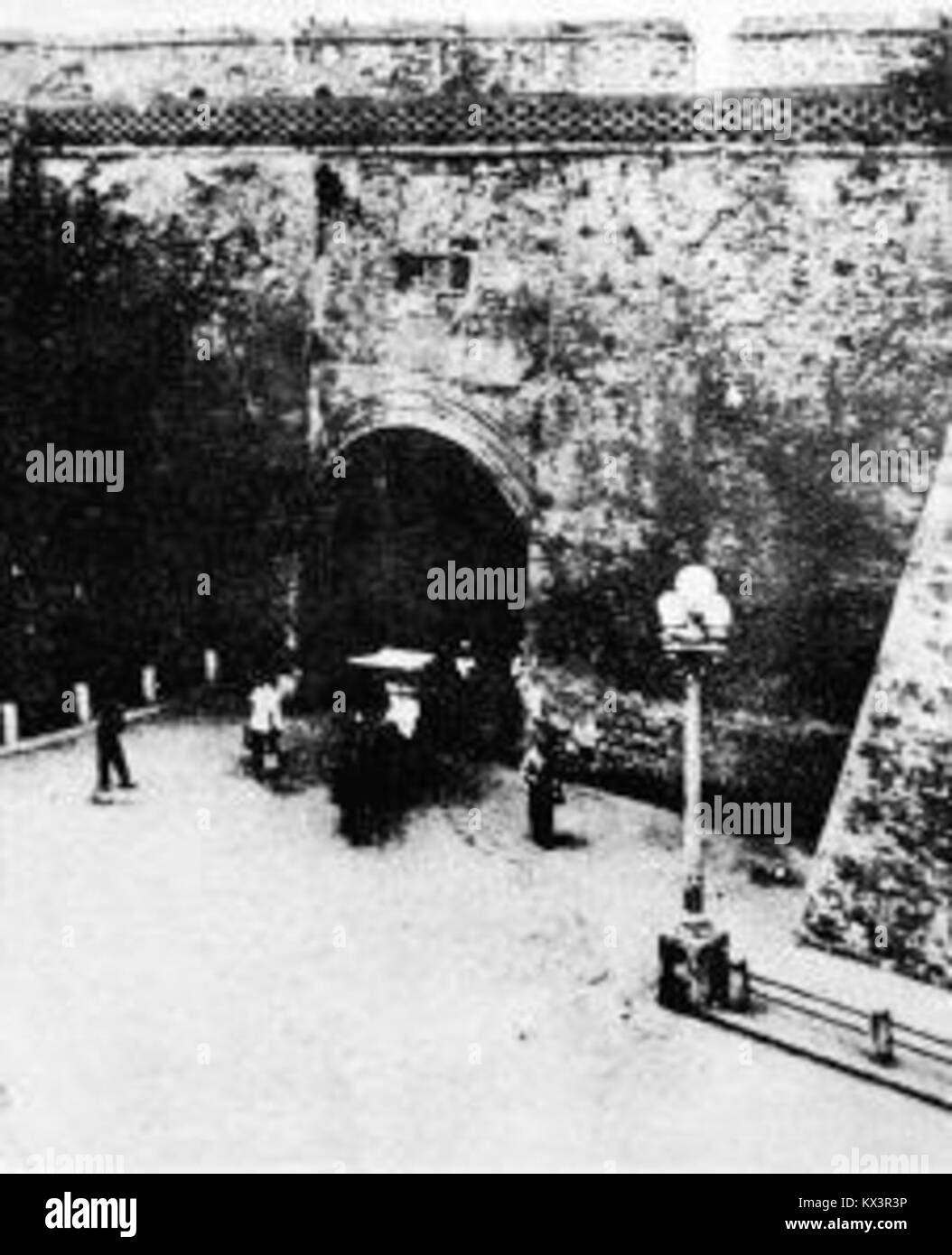 This title appears to contain text in an unreadable or improperly encoded format, and no further ...