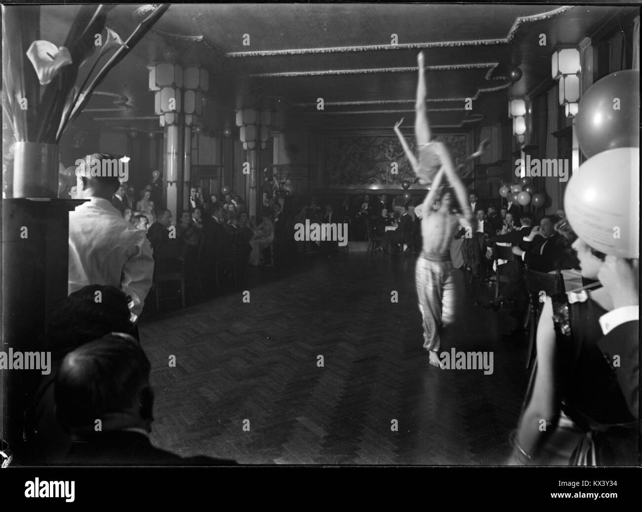 Dancers-acrobats performing at function (3856979845 Stock Photo - Alamy