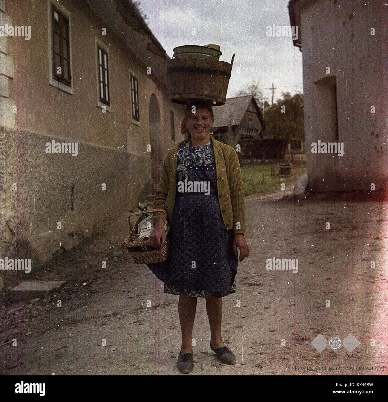 Delovna noša, Drašiči 1965 Stock Photo - Alamy