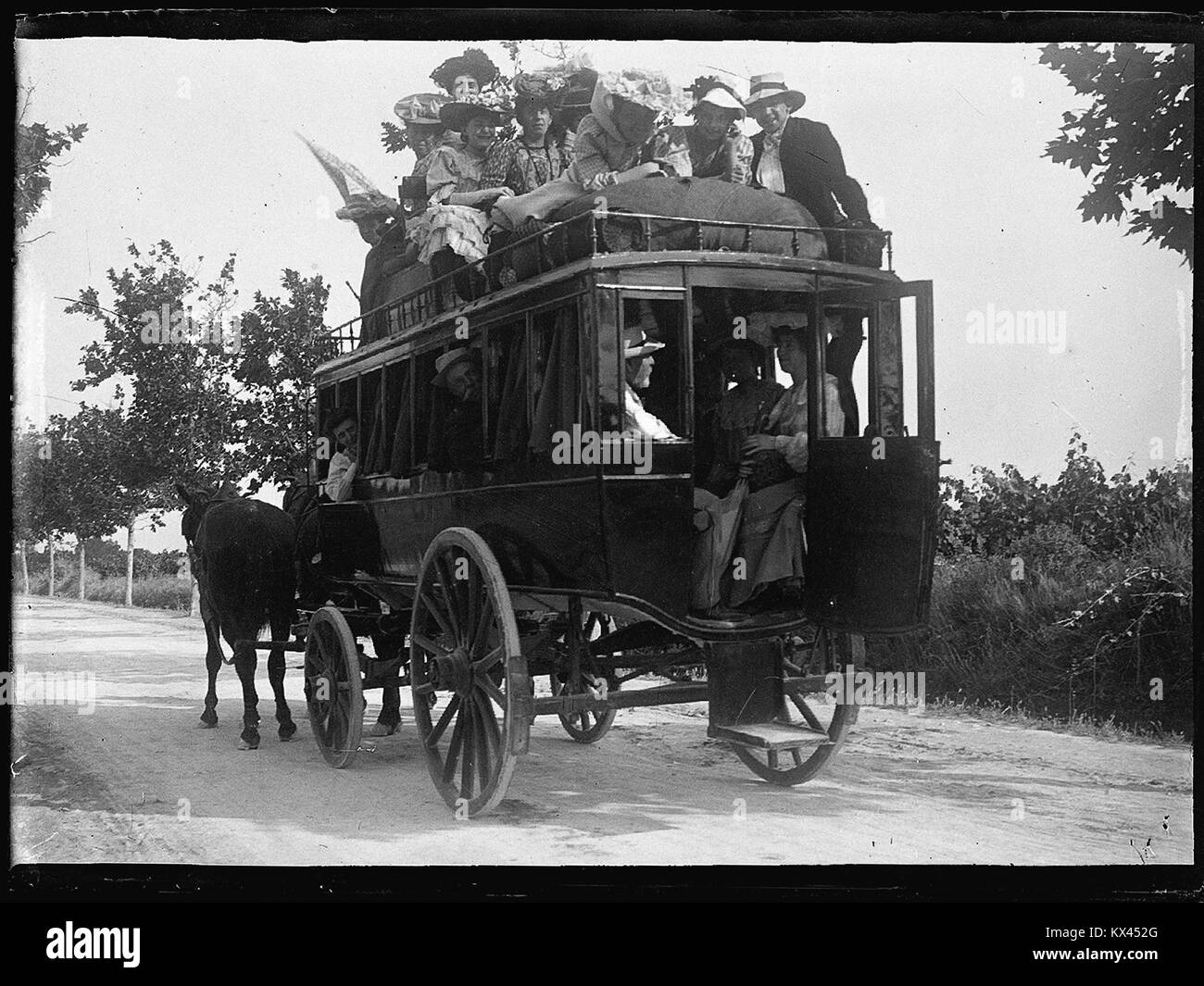 Hippomobile High Resolution Stock Photography and Images - Alamy