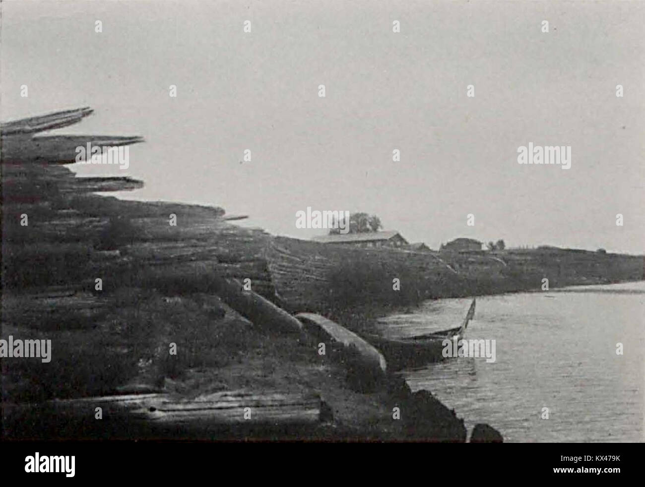 The image shows a destroyed embankment with crib piers in Solvychegodsk ...