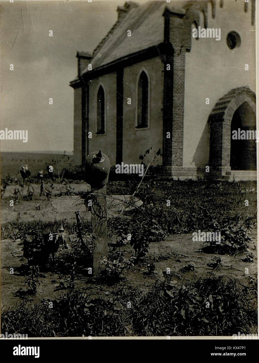 'Deutsche Heldengräber' (German Heroes' Graves) is a project that ...