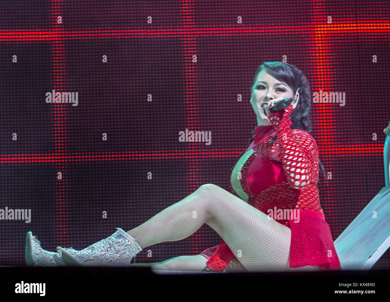 Steps performing at the Liverpool Echo Arena Featuring: Steps, Lisa ...