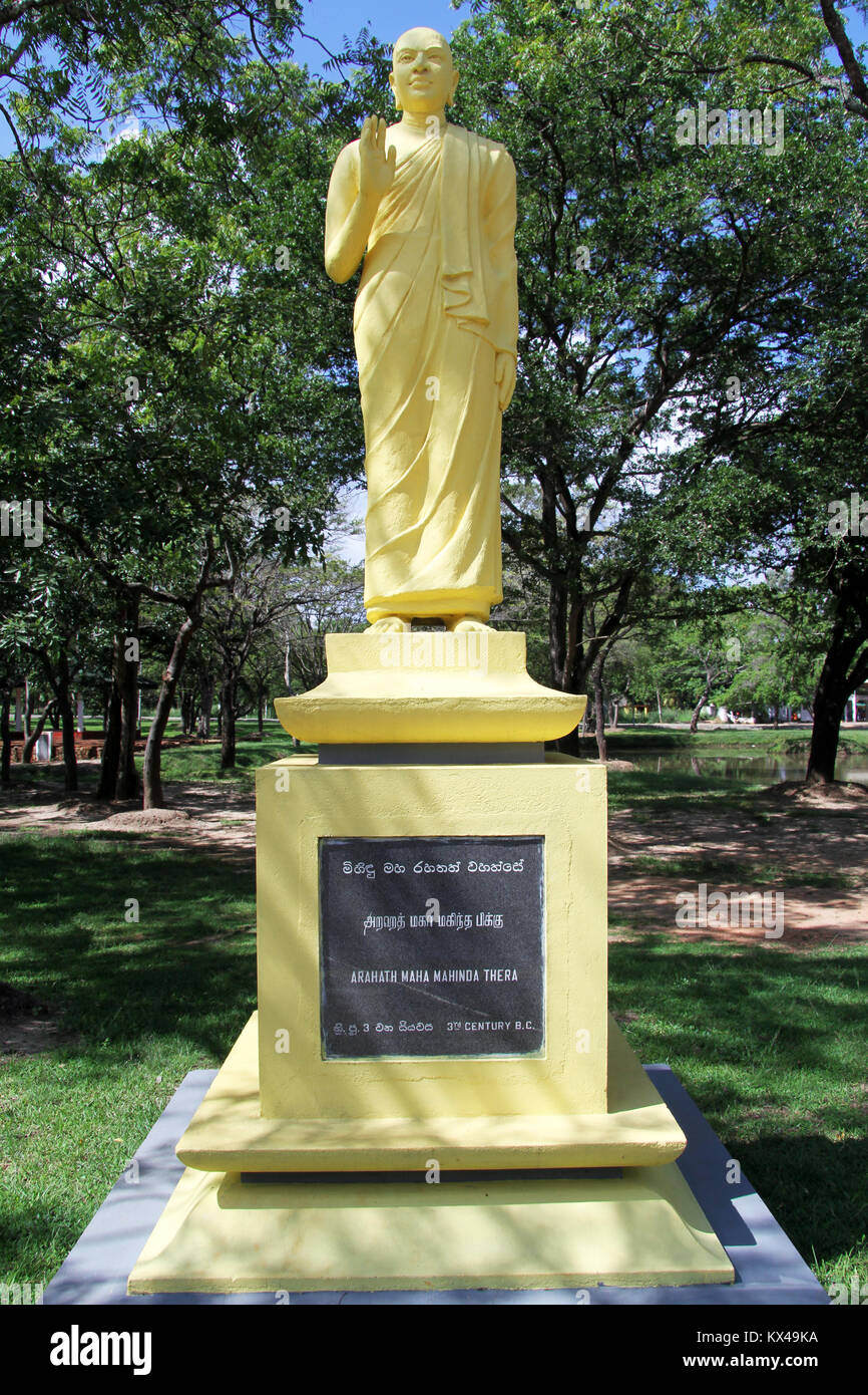 Statue of Arahath Mha Mahinda Thera in Mihintale, Sri Lanka Stock Photo ...