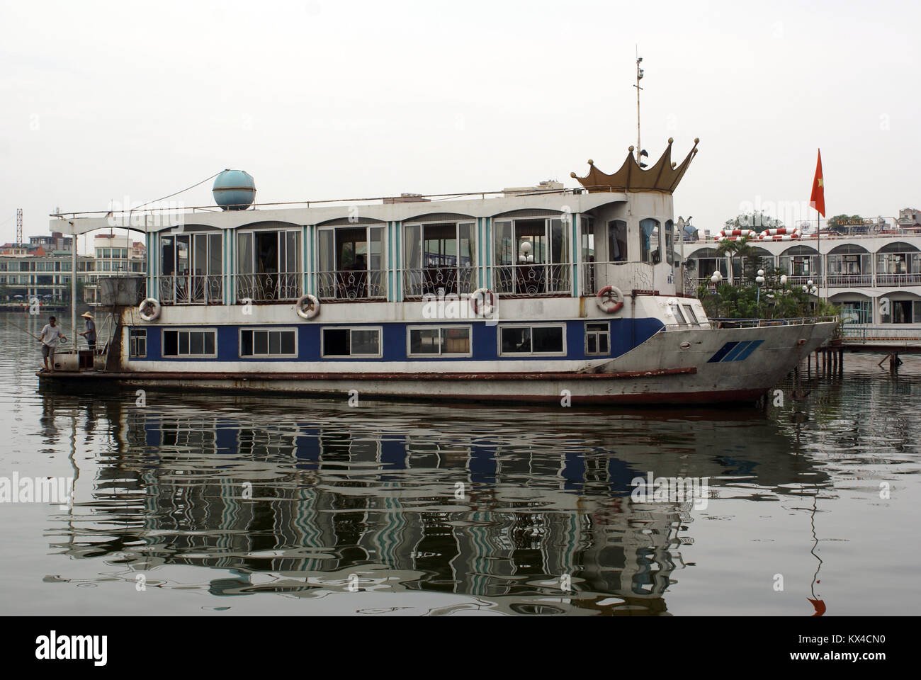 Ship on the lake Ho Tay in central Hanoi, north Vietnam Stock Photo - Alamy