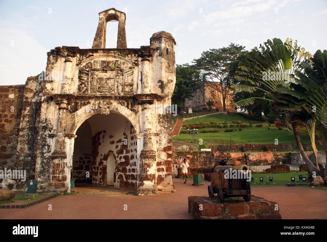 Old fort and gun in Melaka, Malaysia Stock Photo - Alamy