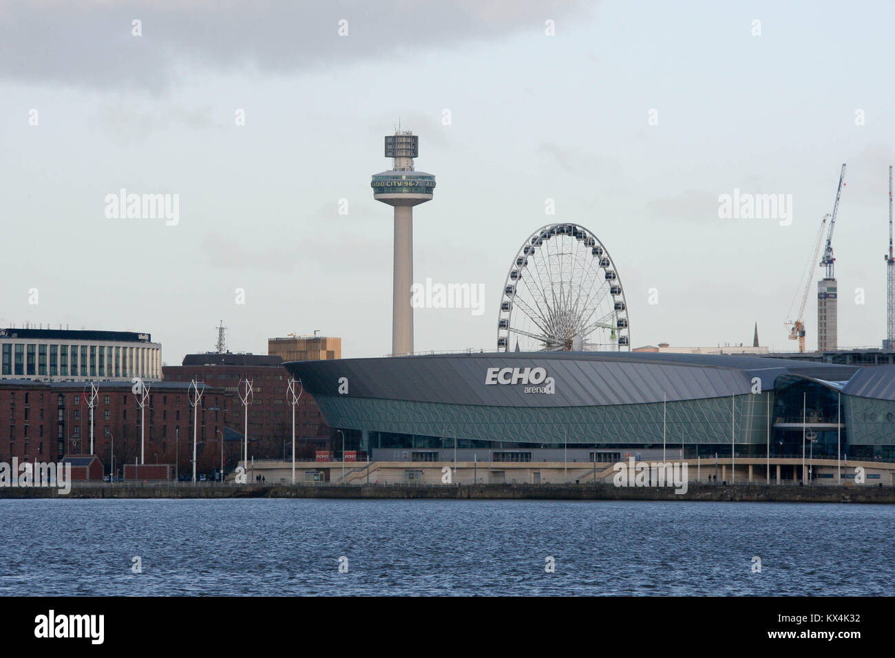 Skyline liverpool through albert hi-res stock photography and images ...