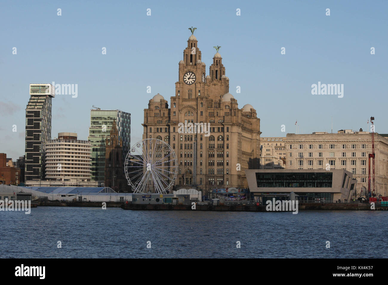 Liverpool landmarks hi-res stock photography and images - Alamy