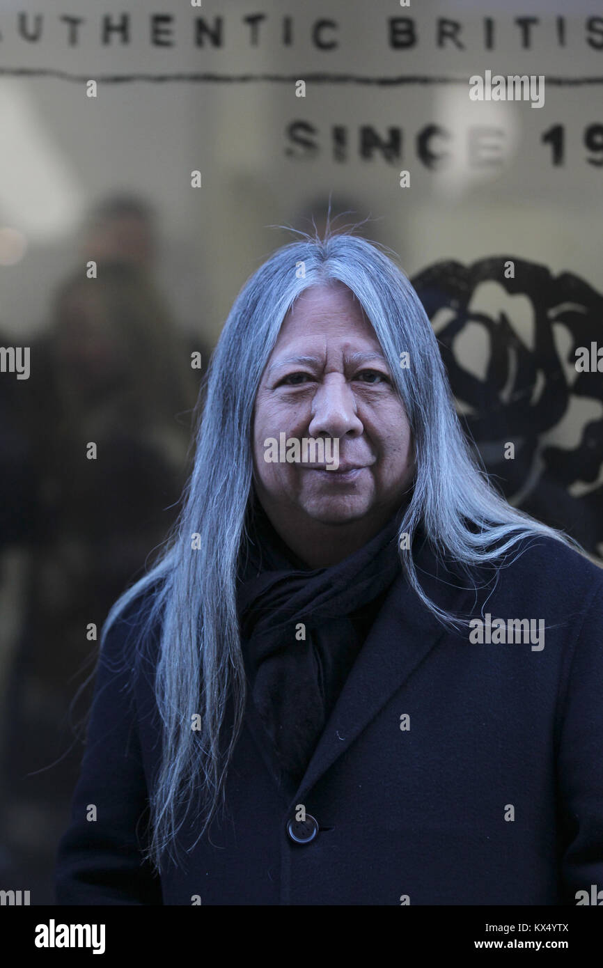 John rocha hi-res stock photography and images - Alamy