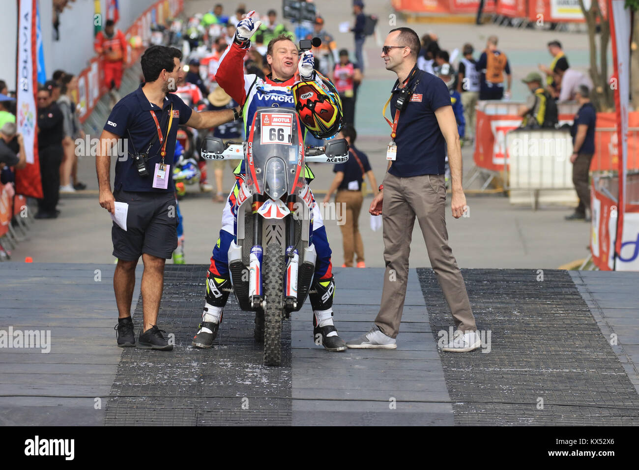 Lima, Lima, Peru. 6th Jan, 2018. RALLY - DAKAR - START - STAGE 1 ...