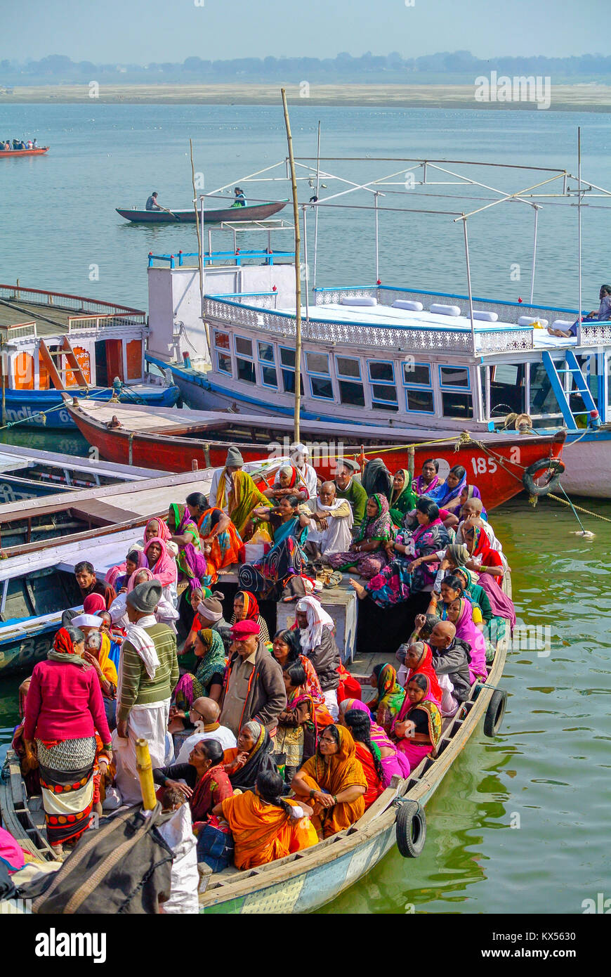 Indian pilgrim hi-res stock photography and images - Alamy